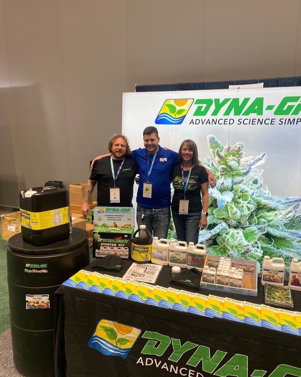 Dyna-Gro nutrient producer info - GrowDiaries